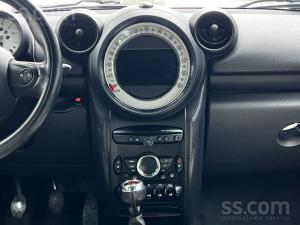 Black MINI Paceman 2014 in Liepaja, with an engine capacity of 1.60 L and mileage of 222 thousand km for 5500 €, photo 4 on AUTOMOTO.COM.LV