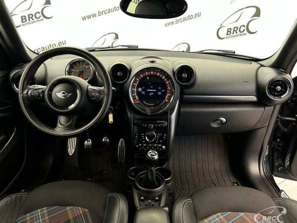 Melns MINI Paceman 2016 Avižieniai, ar dzinēja tilpumu 1.60 L un nobraukumu 105 tūkst. km par 8900 €, foto 3 vietnē AUTOMOTO.COM.LV