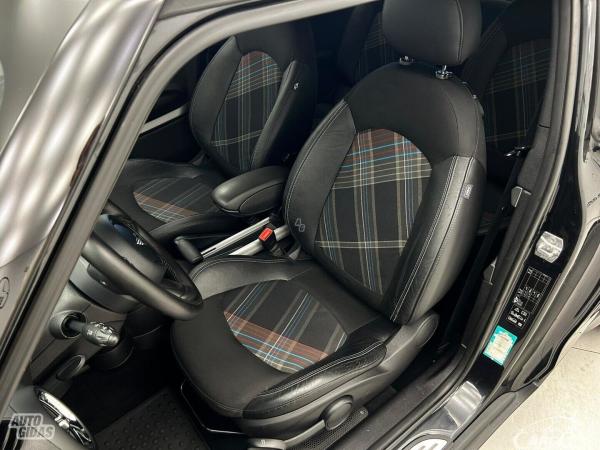 Black MINI Paceman 2016 in Avizieniai, with an engine capacity of 1.60 L and mileage of 105 thousand km for 8900 €, photo 4 on AUTOMOTO.COM.LV