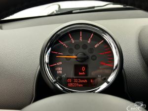 Black MINI Paceman 2016 in Avizieniai, with an engine capacity of 1.60 L and mileage of 105 thousand km for 8900 €, photo 14 on AUTOMOTO.COM.LV