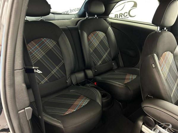 Black MINI Paceman 2016 in Vilnius, with an engine capacity of 1.60 L and mileage of 105 thousand km for 8900 €, photo 10 on AUTOMOTO.COM.LV