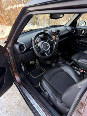 Brūns MINI Paceman 2013 Viļņa, ar dzinēja tilpumu 1.60 L un nobraukumu 187 tūkst. km par 9000 €, foto 12 vietnē AUTOMOTO.COM.LV
