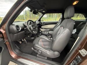 Brown MINI Paceman 2014 in Utena, with an engine capacity of 1.60 L and mileage of 256 thousand km for 6800 €, photo 10 on AUTOMOTO.COM.LV
