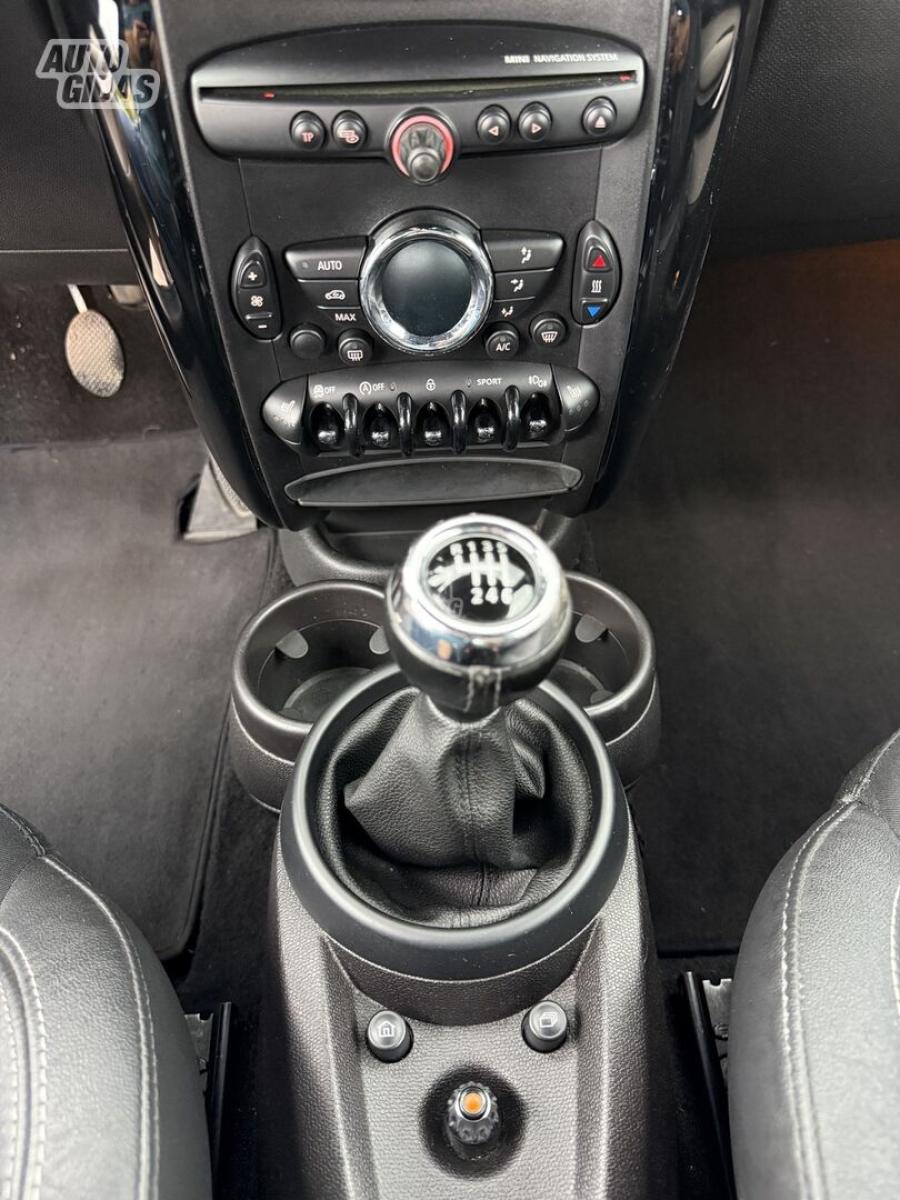 Brown MINI Paceman 2014 in Utena, with an engine capacity of 1.60 L and mileage of 256 thousand km for 6800 €, photo 16 on AUTOMOTO.COM.LV