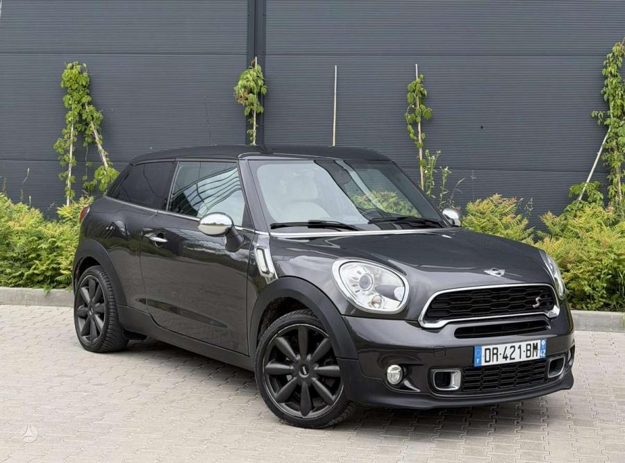 Pelēks MINI Paceman 2015 Viļņa, ar dzinēja tilpumu 1.60 L un nobraukumu 246 tūkst. km par 6900 €, foto 1 vietnē AUTOMOTO.COM.LV