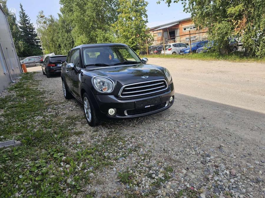 Grey MINI Paceman 2015 in Ukmerge, with an engine capacity of 2.00 L and mileage of 119 thousand km for 6150 €, photo 1 on AUTOMOTO.COM.LV