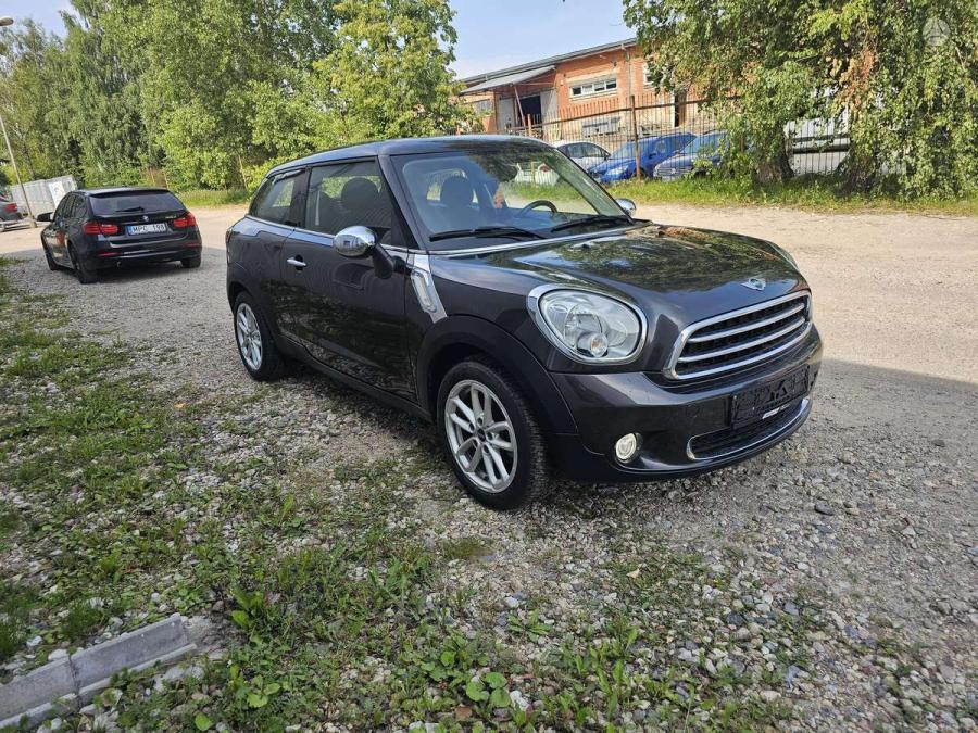 Grey MINI Paceman 2015 in Ukmerge, with an engine capacity of 2.00 L and mileage of 119 thousand km for 6150 €, photo 4 on AUTOMOTO.COM.LV
