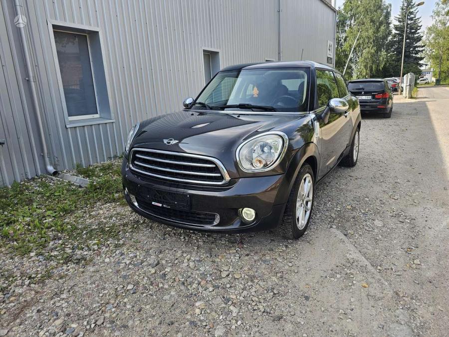 Grey MINI Paceman 2015 in Ukmerge, with an engine capacity of 2.00 L and mileage of 119 thousand km for 6150 €, photo 6 on AUTOMOTO.COM.LV