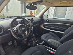 Grey MINI Paceman 2015 in Ukmerge, with an engine capacity of 2.00 L and mileage of 119 thousand km for 6150 €, photo 13 on AUTOMOTO.COM.LV