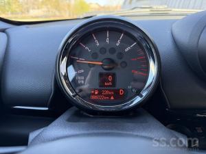 Красный Мини Пейсмен 2016 в Рига, объемом двигателя 1.60 л и пробегом 86 тыс. км за 10900 €, фото 15 на AUTOMOTO.COM.LV