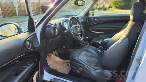 Balts MINI Paceman 2015 Rīga, ar dzinēja tilpumu 1.60 L un nobraukumu 253 tūkst. km par 5990 €, foto 4 vietnē AUTOMOTO.COM.LV