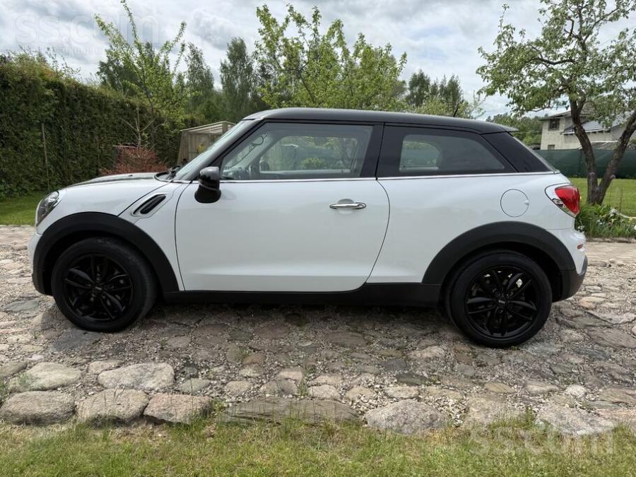 White MINI Paceman 2015 in Riga, with an engine capacity of 1.60 L and mileage of 253 thousand km for 6700 €, photo 4 on AUTOMOTO.COM.LV