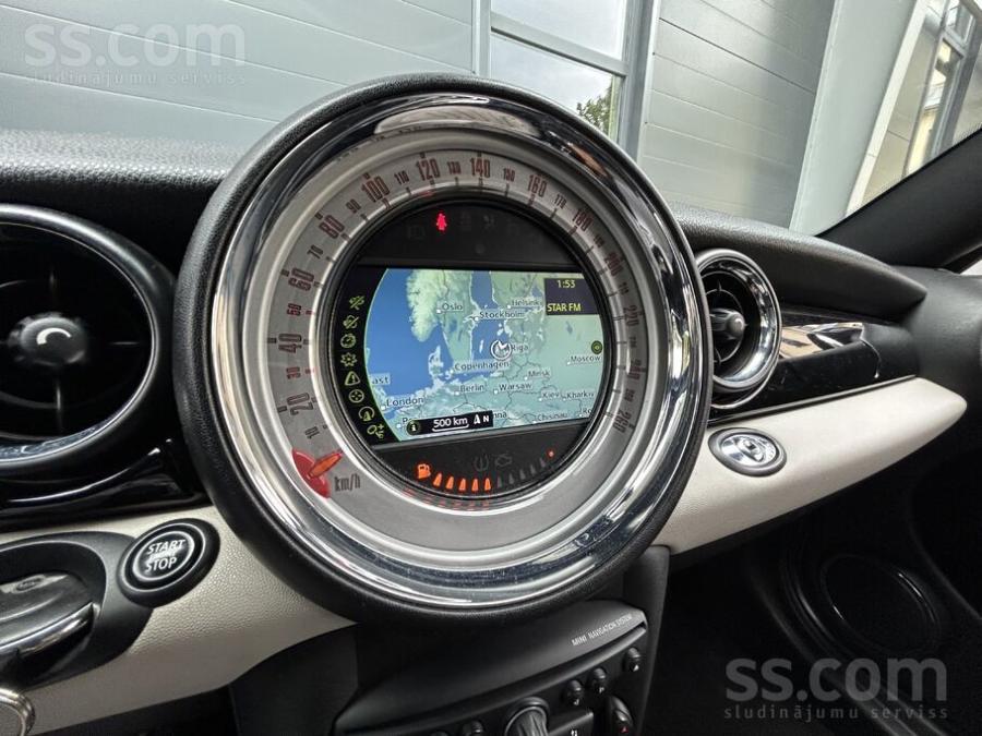 Black MINI Roadster 2012 in Talsi, with an engine capacity of 1.60 L and mileage of 137 thousand km for 7990 €, photo 13 on AUTOMOTO.COM.LV
