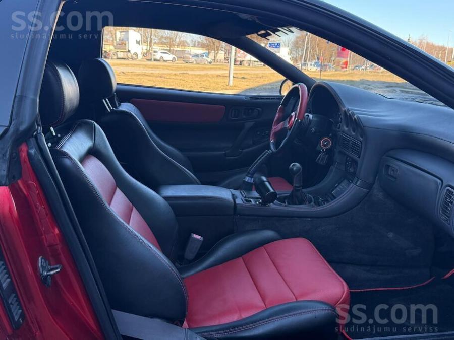Sarkans Mitsubishi 3000-gt 1992 Liepāja, ar dzinēja tilpumu 3.00 L un nobraukumu 0 tūkst. km par 17500 €, foto 7 vietnē AUTOMOTO.COM.LV