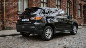 Melns Mitsubishi ASX 2010 Rīga, ar dzinēja tilpumu 1.80 L un nobraukumu 263 tūkst. km par 8990 €, foto 4 vietnē AUTOMOTO.COM.LV