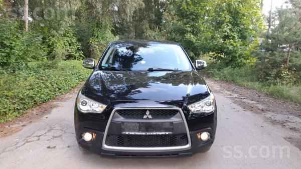 Black Mitsubishi ASX 2010 in Riga, with an engine capacity of 1.80 L and mileage of 251 thousand km for 4800 €, photo 1 on AUTOMOTO.COM.LV