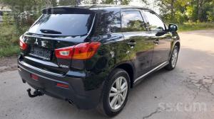 Black Mitsubishi ASX 2010 in Riga, with an engine capacity of 1.80 L and mileage of 251 thousand km for 4800 €, photo 11 on AUTOMOTO.COM.LV