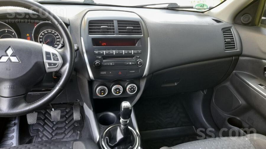 Black Mitsubishi ASX 2010 in Riga, with an engine capacity of 1.80 L and mileage of 251 thousand km for 4800 €, photo 16 on AUTOMOTO.COM.LV