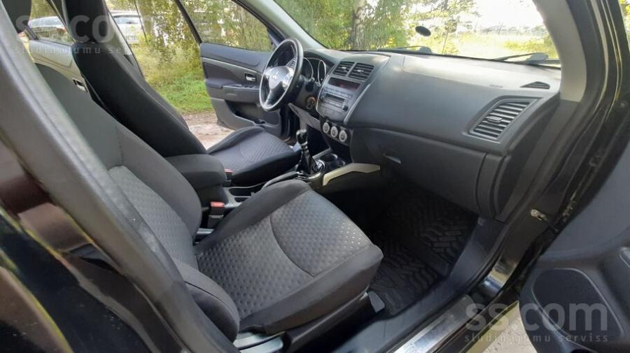 Black Mitsubishi ASX 2010 in Riga, with an engine capacity of 1.80 L and mileage of 251 thousand km for 4800 €, photo 17 on AUTOMOTO.COM.LV