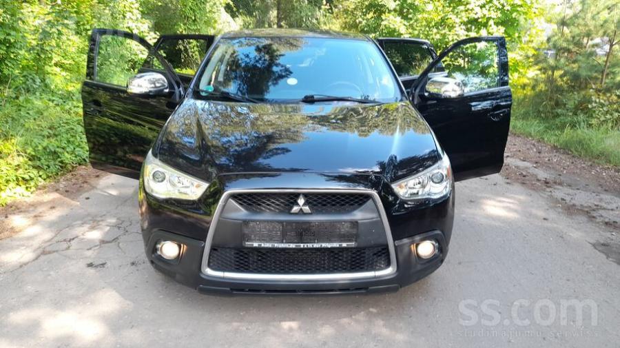 Black Mitsubishi ASX 2010 in Riga, with an engine capacity of 1.80 L and mileage of 251 thousand km for 4800 €, photo 27 on AUTOMOTO.COM.LV