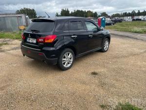 Black Mitsubishi ASX 2010 in Riga, with an engine capacity of 1.80 L and mileage of 0 thousand km for 4599 €, photo 5 on AUTOMOTO.COM.LV