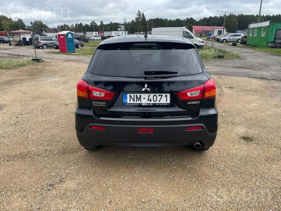 Black Mitsubishi ASX 2010 in Riga, with an engine capacity of 1.80 L and mileage of 0 thousand km for 4599 €, photo 9 on AUTOMOTO.COM.LV