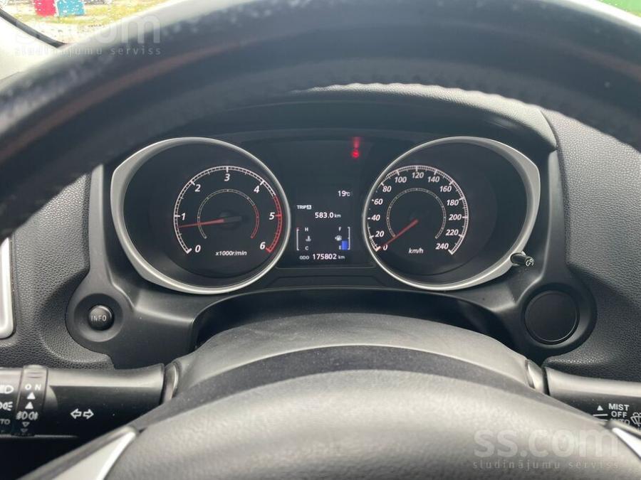 Black Mitsubishi ASX 2010 in Riga, with an engine capacity of 1.80 L and mileage of 0 thousand km for 4299 €, photo 15 on AUTOMOTO.COM.LV