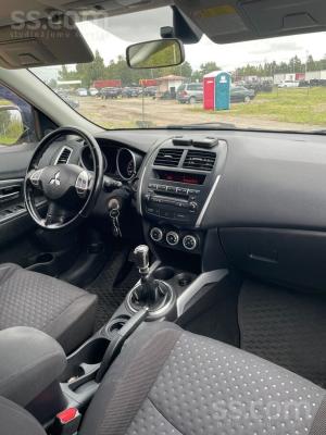 Black Mitsubishi ASX 2010 in Riga, with an engine capacity of 1.80 L and mileage of 0 thousand km for 4299 €, photo 17 on AUTOMOTO.COM.LV