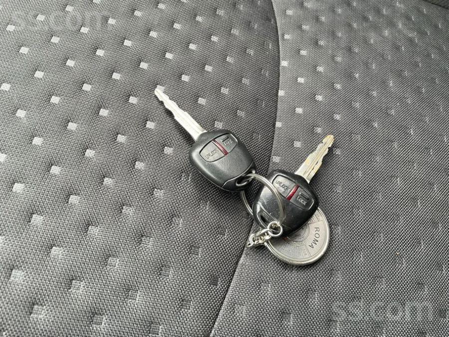 Black Mitsubishi ASX 2010 in Riga, with an engine capacity of 1.80 L and mileage of 0 thousand km for 4299 €, photo 20 on AUTOMOTO.COM.LV