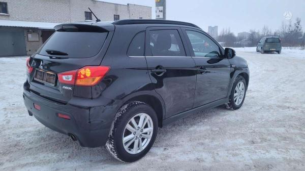 Melns Mitsubishi ASX 2011 Alīta, ar dzinēja tilpumu 1.80 L un nobraukumu 200 tūkst. km par 5200 €, foto 4 vietnē AUTOMOTO.COM.LV
