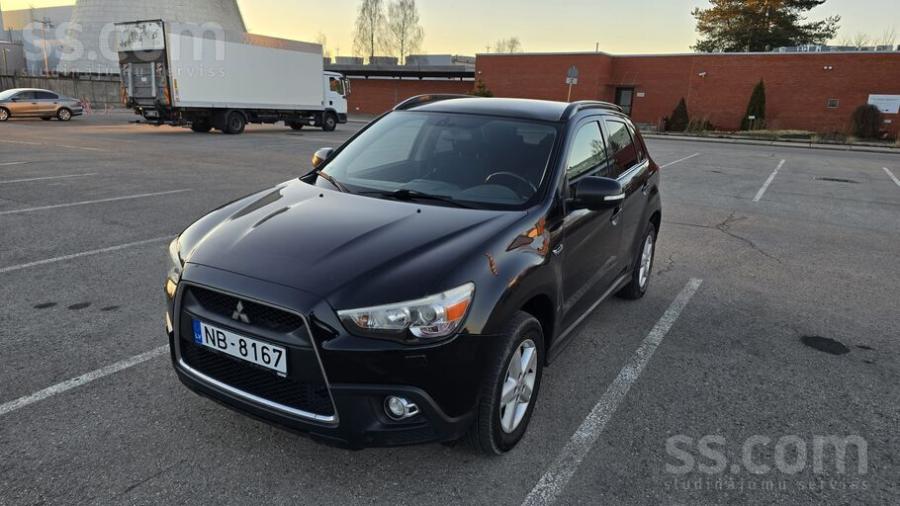 Melns Mitsubishi ASX 2011 Rīga, ar dzinēja tilpumu 1.80 L un nobraukumu 195 tūkst. km par 2500 €, foto 1 vietnē AUTOMOTO.COM.LV