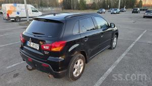 Melns Mitsubishi ASX 2011 Rīga, ar dzinēja tilpumu 1.80 L un nobraukumu 195 tūkst. km par 2500 €, foto 4 vietnē AUTOMOTO.COM.LV