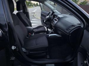 Black Mitsubishi ASX 2011 in Radviliskis, with an engine capacity of 1.60 L and mileage of 332 thousand km for 1950 €, photo 6 on AUTOMOTO.COM.LV
