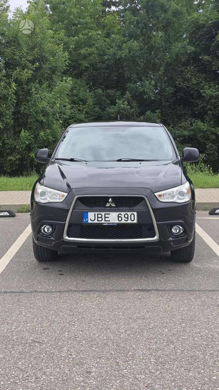 Melns Mitsubishi ASX 2011 Viļņa, ar dzinēja tilpumu 2.00 L un nobraukumu 188 tūkst. km par 5800 €, foto 3 vietnē AUTOMOTO.COM.LV