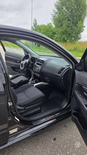 Melns Mitsubishi ASX 2011 Viļņa, ar dzinēja tilpumu 2.00 L un nobraukumu 188 tūkst. km par 5800 €, foto 10 vietnē AUTOMOTO.COM.LV