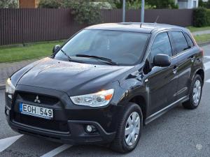 Black Mitsubishi ASX 2011 in Radviliskis, with an engine capacity of 1.59 L and mileage of 332 thousand km for 1750 €, photo 3 on AUTOMOTO.COM.LV