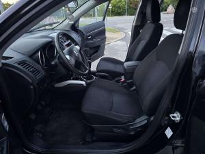 Black Mitsubishi ASX 2011 in Radviliskis, with an engine capacity of 1.59 L and mileage of 332 thousand km for 1750 €, photo 8 on AUTOMOTO.COM.LV