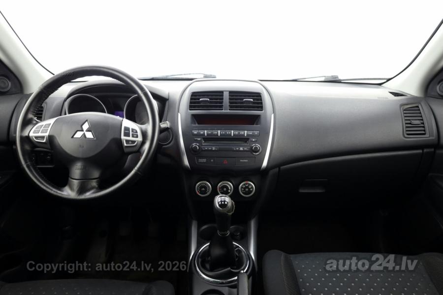 Black Mitsubishi ASX 2011 in Tallinn, with an engine capacity of 1.60 L and mileage of 239 thousand km for 2999 €, photo 6 on AUTOMOTO.COM.LV
