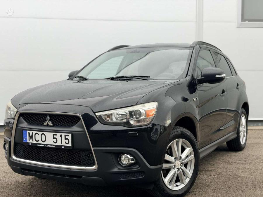 Black Mitsubishi ASX 2011 in Utena, with an engine capacity of 1.80 L and mileage of 309 thousand km for 4250 €, photo 1 on AUTOMOTO.COM.LV