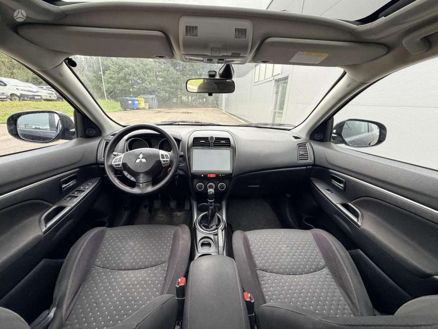 Black Mitsubishi ASX 2011 in Utena, with an engine capacity of 1.80 L and mileage of 309 thousand km for 4250 €, photo 28 on AUTOMOTO.COM.LV