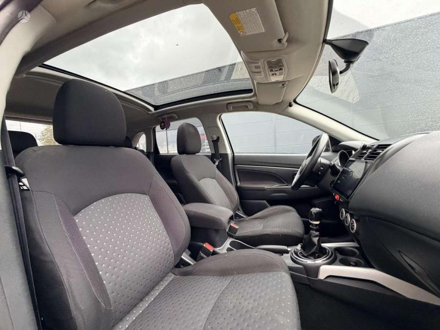 Black Mitsubishi ASX 2011 in Utena, with an engine capacity of 1.80 L and mileage of 309 thousand km for 4250 €, photo 34 on AUTOMOTO.COM.LV