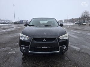 Black Mitsubishi ASX 2012 in Marijampole, with an engine capacity of 1.60 L and mileage of 174 thousand km for 4400 €, photo 3 on AUTOMOTO.COM.LV