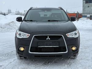 Black Mitsubishi ASX 2012 in Marijampole, with an engine capacity of 1.80 L and mileage of 191 thousand km for 3250 €, photo 3 on AUTOMOTO.COM.LV