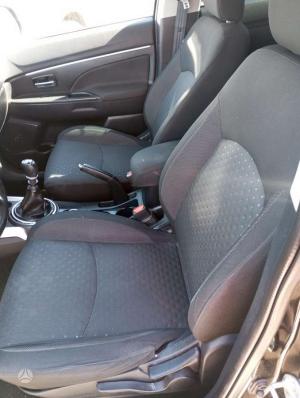 Melns Mitsubishi ASX 2012 Kauņa, ar dzinēja tilpumu 1.80 L un nobraukumu 220 tūkst. km par 4950 €, foto 11 vietnē AUTOMOTO.COM.LV