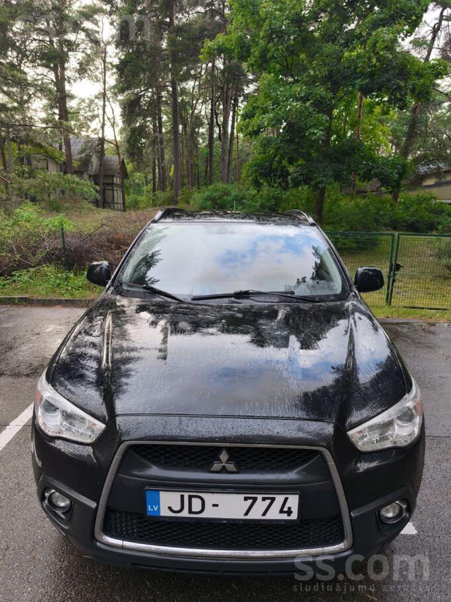 Melns Mitsubishi ASX 2012 Rīga, ar dzinēja tilpumu 1.80 L un nobraukumu 128 tūkst. km par 4800 €, foto 4 vietnē AUTOMOTO.COM.LV
