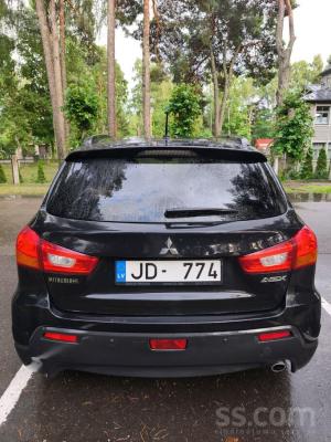 Melns Mitsubishi ASX 2012 Rīga, ar dzinēja tilpumu 1.80 L un nobraukumu 128 tūkst. km par 4800 €, foto 5 vietnē AUTOMOTO.COM.LV