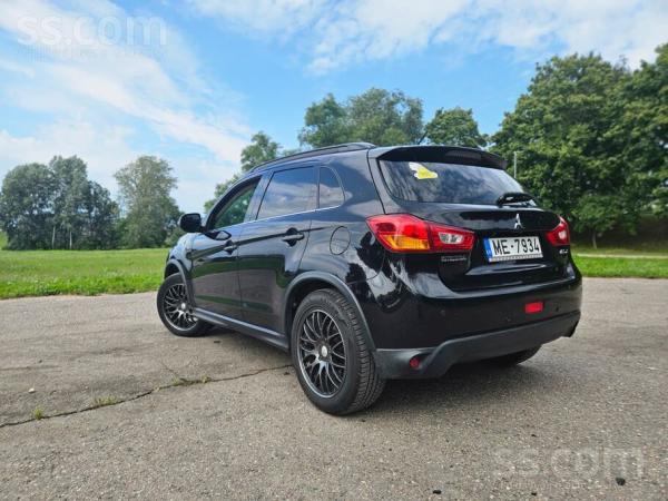 Melns Mitsubishi ASX 2015 Rīga, ar dzinēja tilpumu 2.20 L un nobraukumu 260 tūkst. km par 7450 €, foto 7 vietnē AUTOMOTO.COM.LV