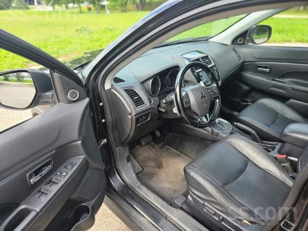 Melns Mitsubishi ASX 2015 Rīga, ar dzinēja tilpumu 2.20 L un nobraukumu 260 tūkst. km par 7450 €, foto 9 vietnē AUTOMOTO.COM.LV