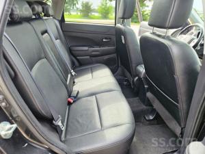 Black Mitsubishi ASX 2015 in Riga, with an engine capacity of 2.20 L and mileage of 260 thousand km for 7450 €, photo 16 on AUTOMOTO.COM.LV