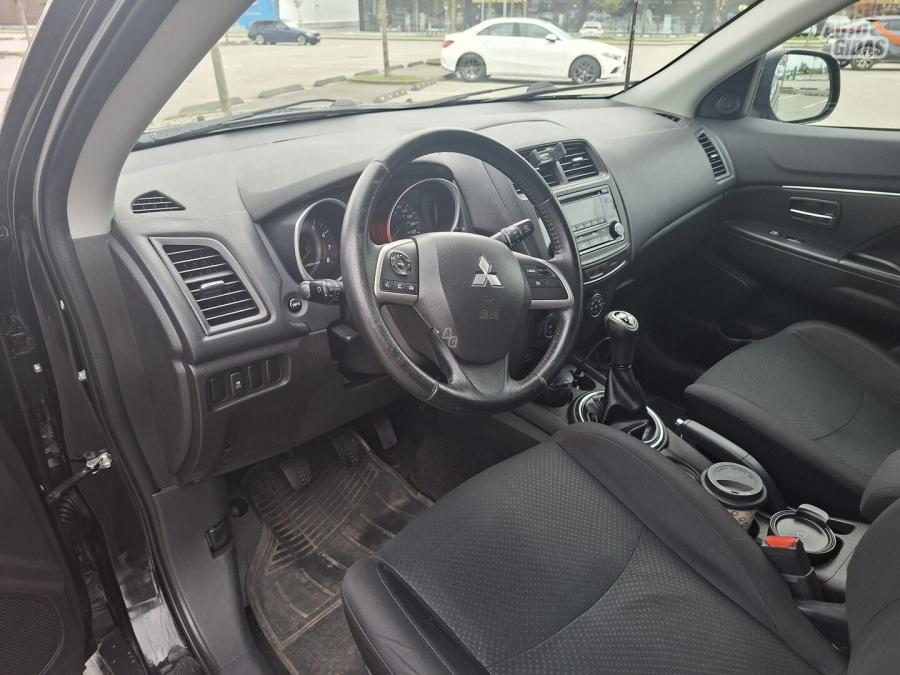 Melns Mitsubishi ASX 2015 Klaipėda, ar dzinēja tilpumu 2.00 L un nobraukumu 139 tūkst. km par 6000 €, foto 7 vietnē AUTOMOTO.COM.LV